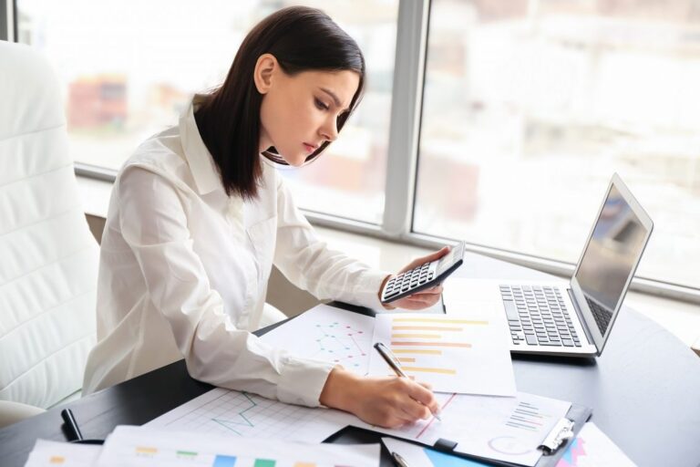 ¿Qué es facturar en línea y cómo hacerlo? | Comercio Justo